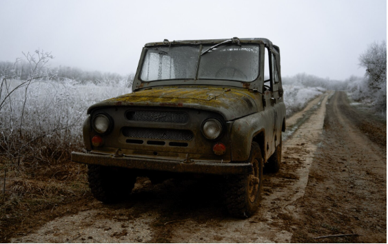 How to Restore and Maintain a Military Vehicle